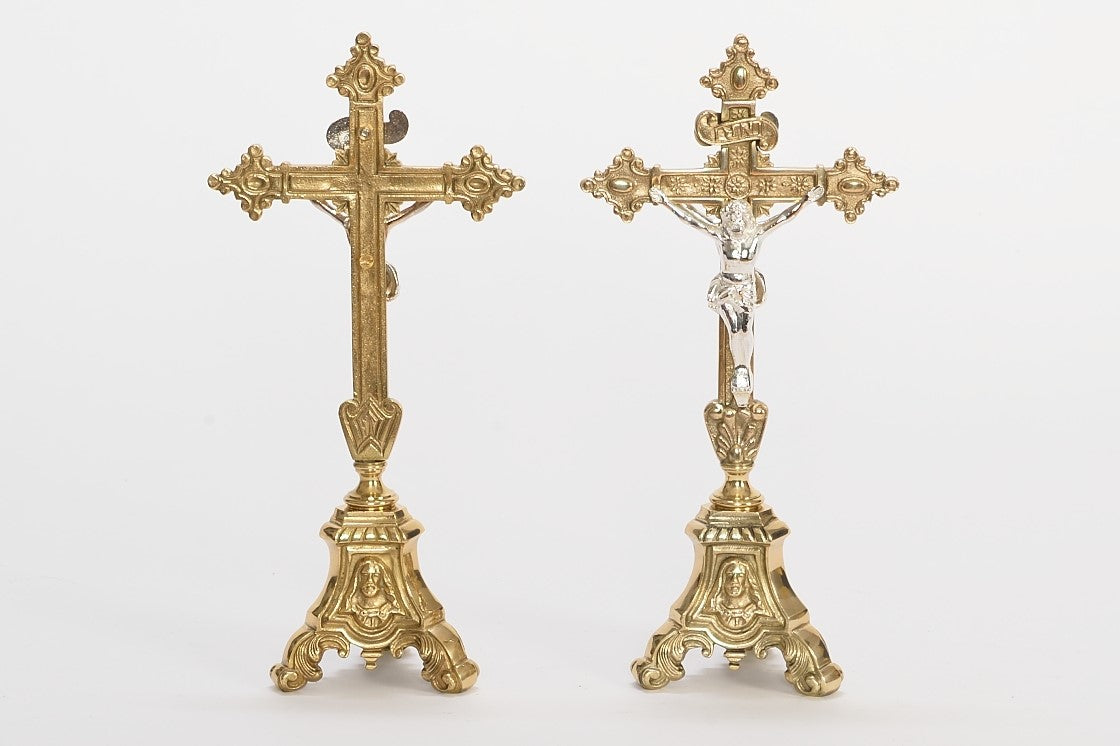 Altar Crosses – Adrian Hamers Church Interiors