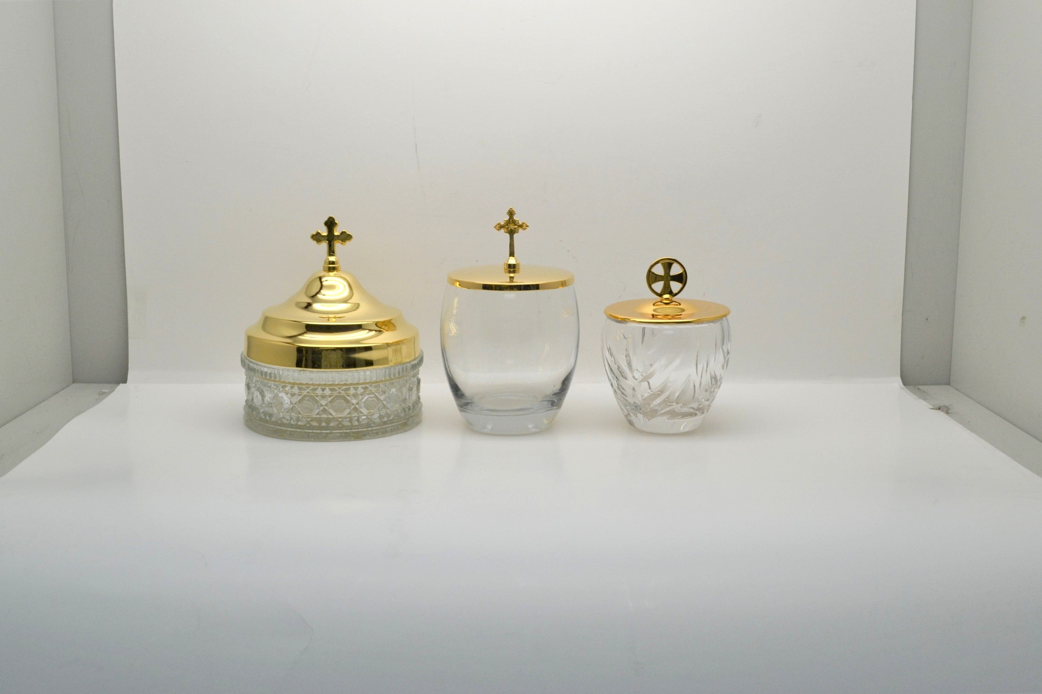 Ablution Cups – Adrian Hamers Church Interiors